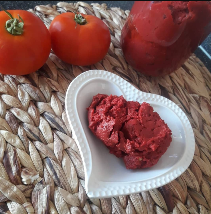 Domates Kabuğundan Salça Tarifi | Lezzetli Sunumlar Sitesi