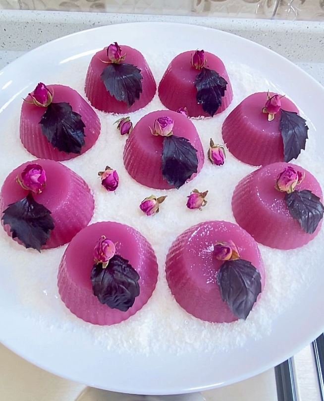 Mor Reyhan Tatlısı | Lezzetli Sunumlar Sitesi